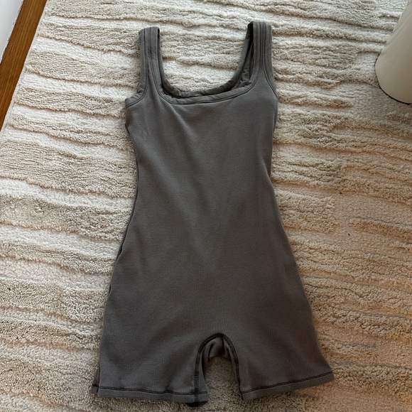 SKIMS | Pants & Jumpsuits | Skims Unitard | Poshmark